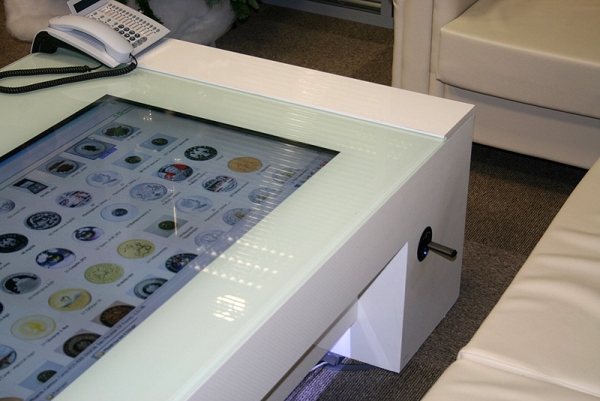 Multitouch interactive Coffee table is a class apart with technological ...