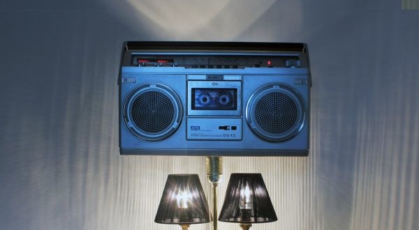 Sound Bulbs is a bizarre pairing of lightbulb sockets and old sound systems