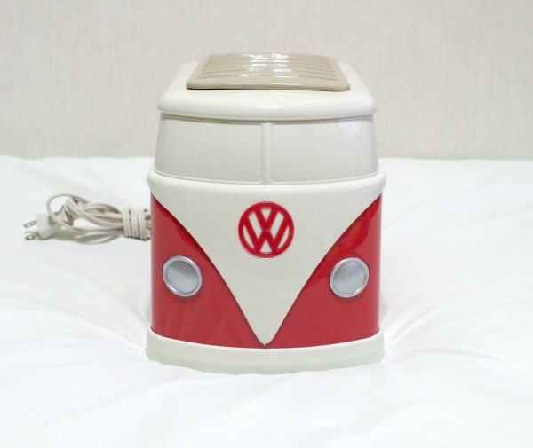 Volkswagen Minibus Toaster Imprints VW Logo on Toast