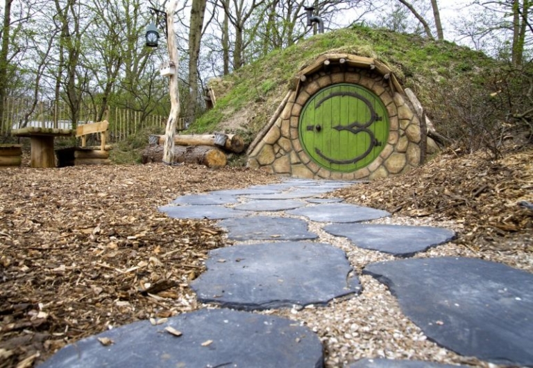 10 Real-Life Hobbit Homes from Around the World