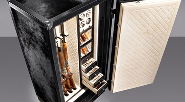 illumiSAFE: Elegantly designed smart lamp that conceals a gun safe