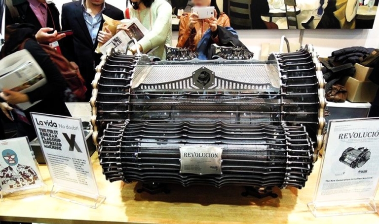 Arduino-powered steampunk espresso machines by Vidastech