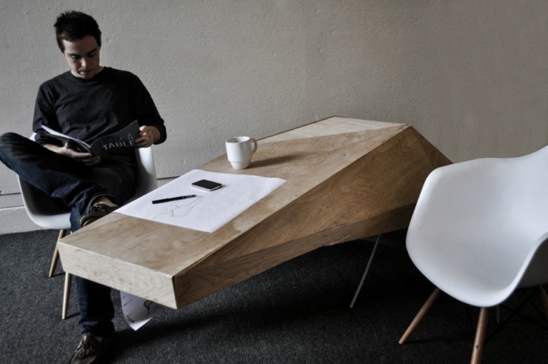 Walking Table with metal legs supporting cantilevered desk - Homecrux