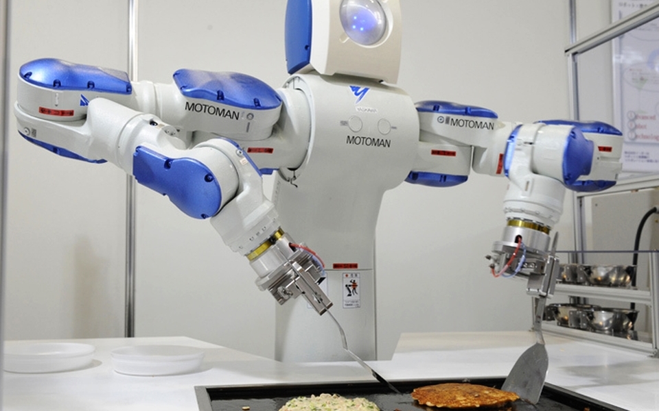 Pioneering robotic chefs cook for humans by watching YouTube videos ...