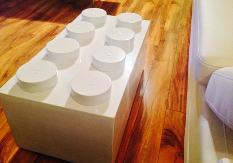 Give Quirky Touch to Living Room with Jumbo LEGO Brick Coffee Table
