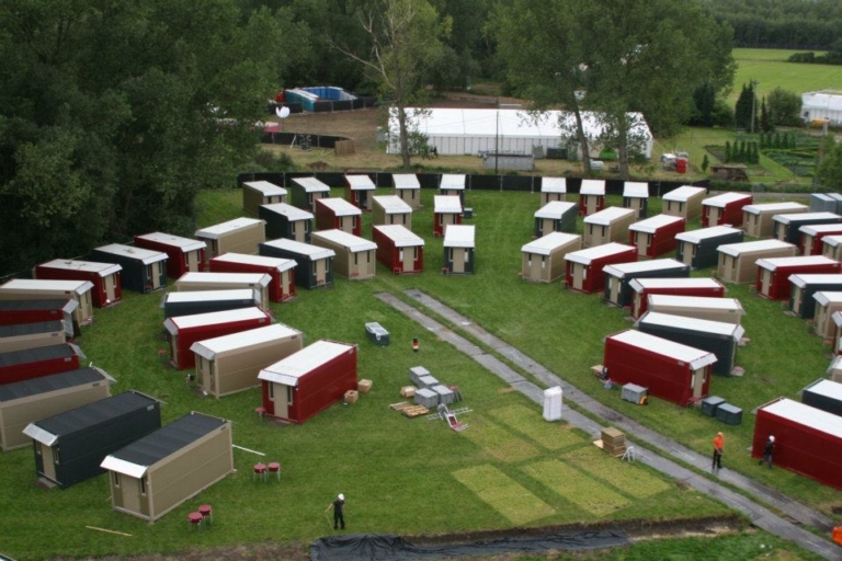 Flexotels: Portable foldaway hotel rooms you can take anywhere you go ...