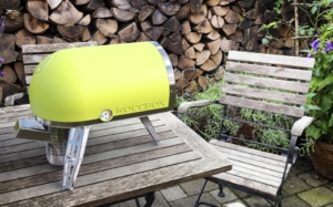 Roccbox: Mailbox-shaped oven evenly cooks pizza in 90 seconds - HomeCrux