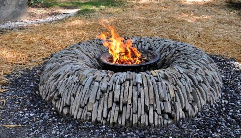 30 Unique Outdoor Fire Pit Design Ideas