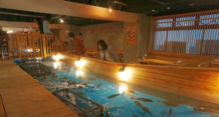 Zauo fishing restaurant lets you catch fish for dinner