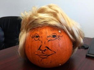 20 Donald Trumpkins to Scare off Trick-or-Treaters This Halloween