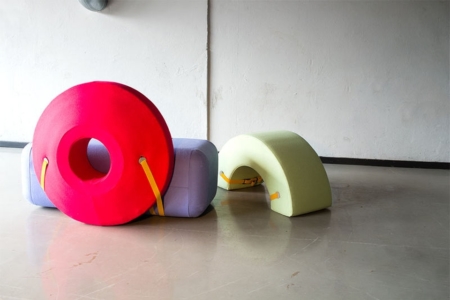 Colorful Foam Blocks Morph into Different Furniture Configurations
