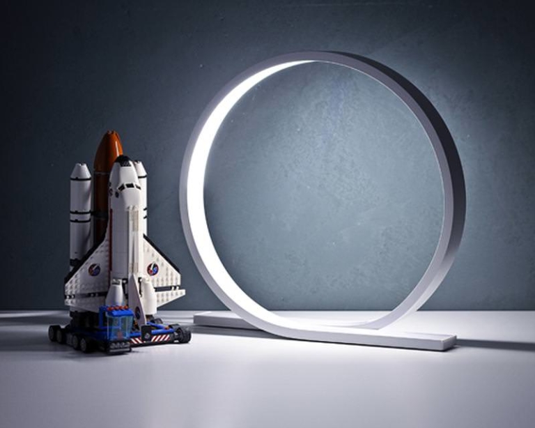 Loop Table Lamp brings epitome of simplicity to your study table