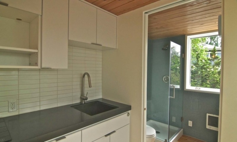 This Rotating Tiny House by Ben Kaiser can Follow The Sun All Day Long