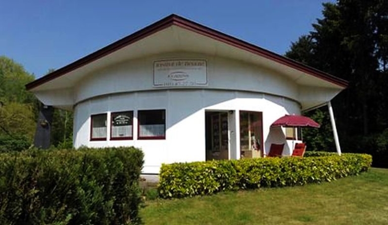 10 Rotating Homes that Follow the Sun Throughout the Day