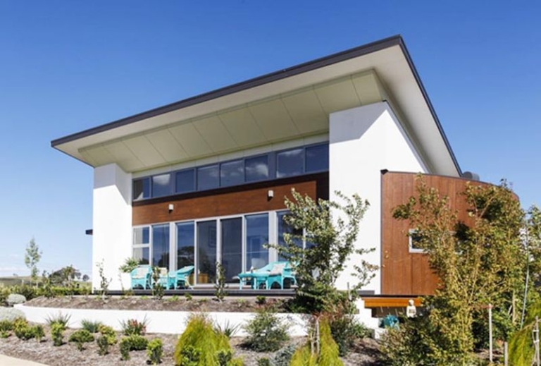 10 Rotating Homes that Follow the Sun Throughout the Day