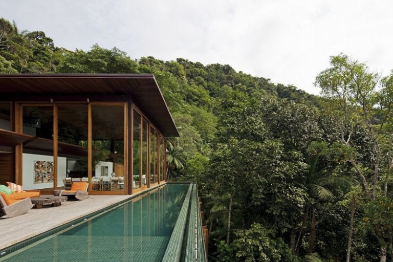 20 Modern Forest Houses from Around the World