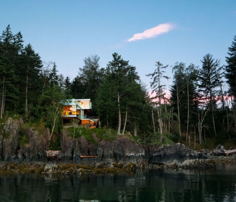 20 Modern Forest Houses from Around the World