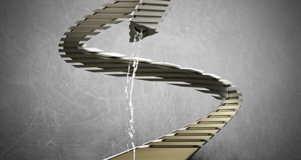 Snake faucet by Giacomini Design draws eyes in any kitchen