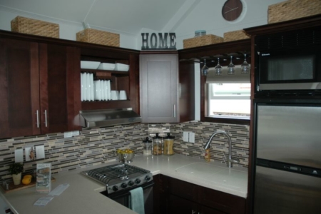 Tiny Idahomes' Space-Expanding Tiny House on Wheels