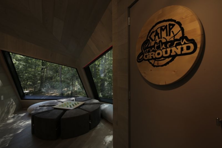 Zac Brown reached out to Pete Nelson for creating Space Crab treehouse