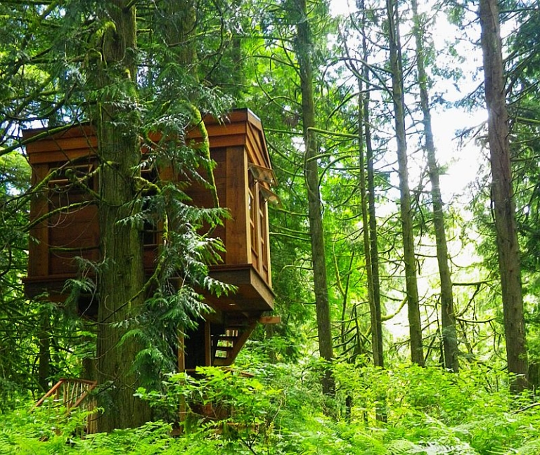 TreeHouse Point: A Village of Treehouses Perfect for Glamping