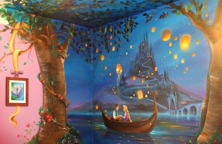 Mom Paints Tangled Wall Mural for Her Daughter’s Bedroom
