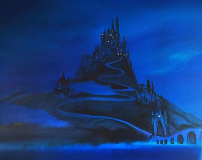 Mom Paints Tangled Wall Mural for Her Daughter’s Bedroom