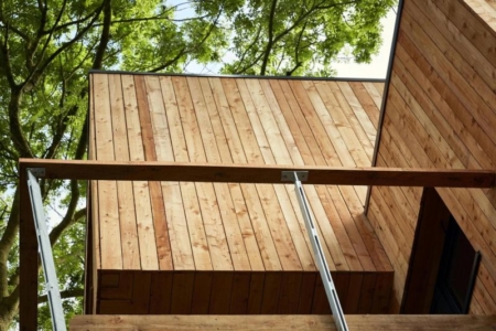 Dursley treehouse is nature-inspired home by Millar + Howard Workshop