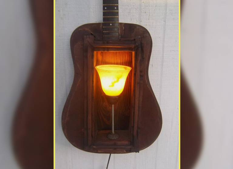 14 Ways to Use an Old Guitar to Spice up Your Home Décor