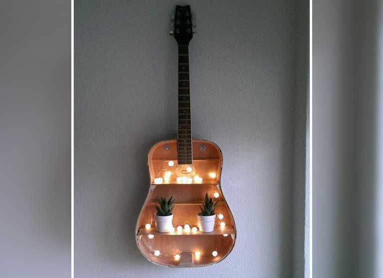 14 Ways to Use an Old Guitar to Spice up Your Home Décor