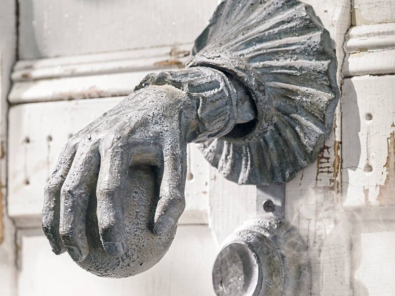 Haunted Door Knocker adds extra creepy look to your Halloween decor