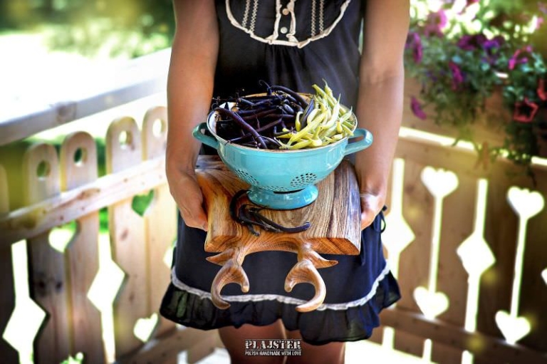 Polish puppeteers craft wood into amazing kitchenware