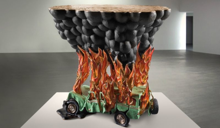 Collision car crash table reminds you to drive safe