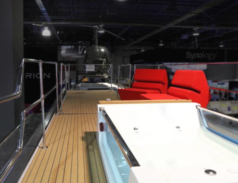 CES 2017: Furrion Elysium Luxury RV Comes with a Mini Helicopter