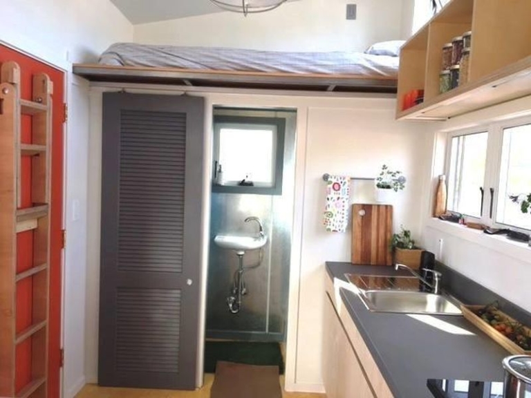 Wedge off-grid tiny-house-on-wheels leaves no traces behind