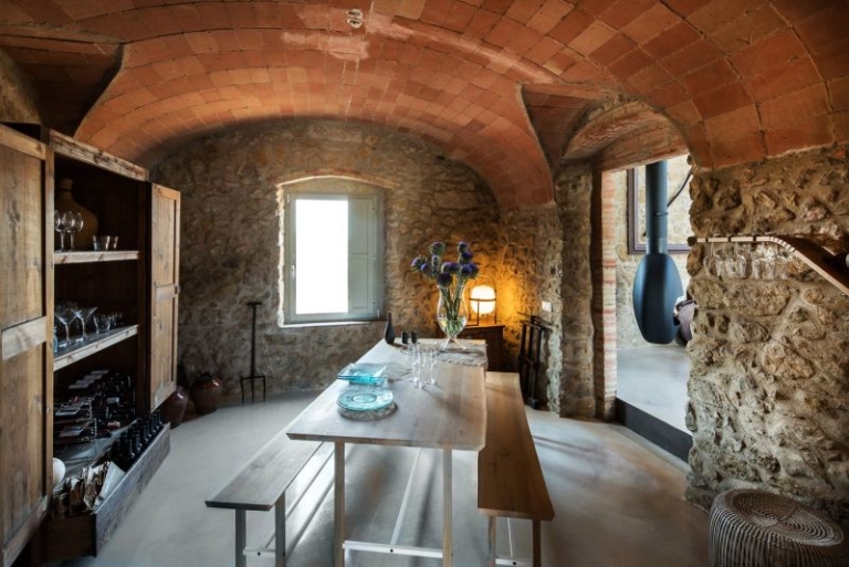 1850s renovated farmhouse is nothing less than a slice of heaven