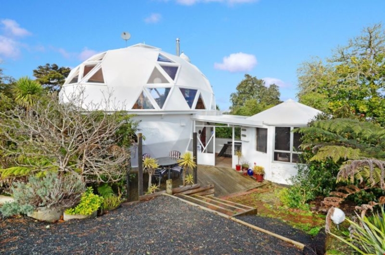George Clarke from Amazing Spaces fell for this dome home