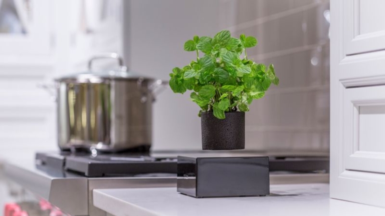 Levitating X comes with multiple gravity-defying objects to float in ...