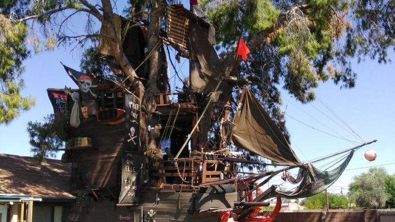 Man Builds Pirate Ship Treehouse in his Backyard in Casa Grande
