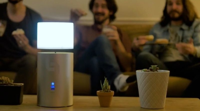 Air Lamp – Levitating portable light for your geeky home interiors