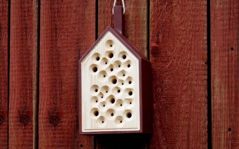 15 amazing bee hotels for our pollinator friends