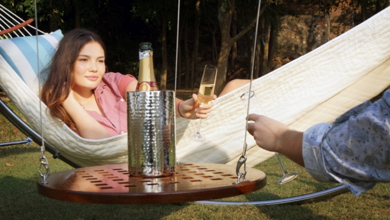 15 Impressive Hammock Design Ideas (Indoor/Outdoor)