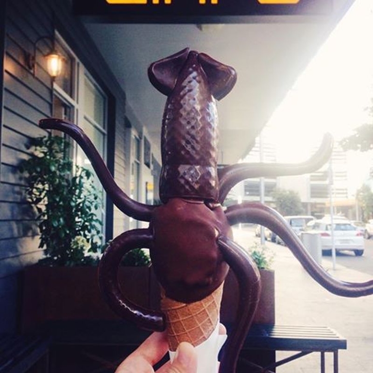 Giapo Kitchen's Giant Chocolate-Dipped Squid Ice Cream in Auckland