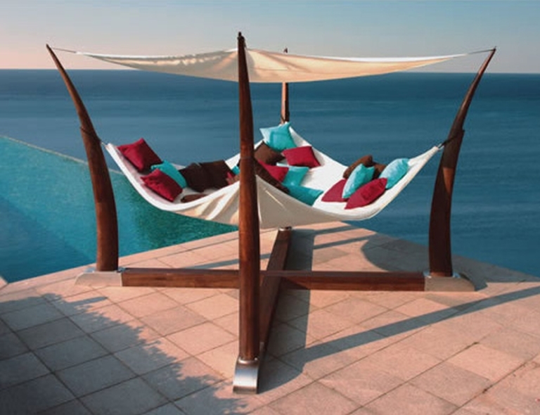 15 Impressive Hammock Design Ideas (Indoor/Outdoor)
