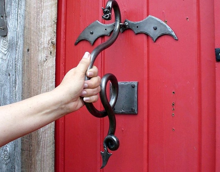 32 Unique Door Knockers to Beautify Your Front Door