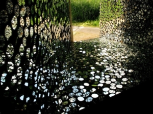 These Mirror Cabins Blend into the Surrounding Landscape to go Invisible