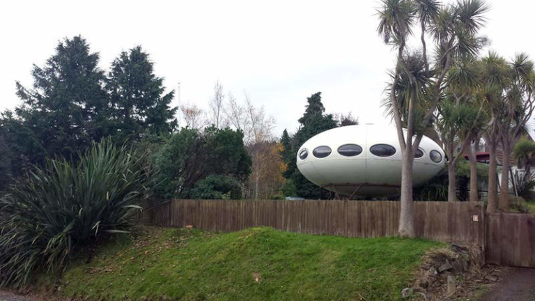 UFO-shaped Futuro House up for sale in New Zealand
