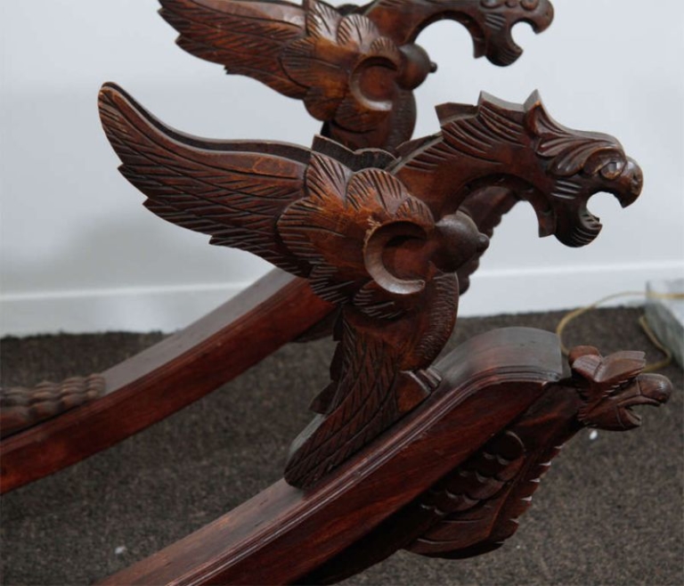 13 badass Skull Chairs for a Boo-tiful Halloween