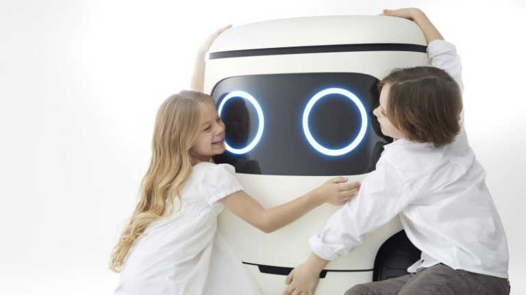 Honda’s RoboCas robot cooler fetches you beer, babysits your kids!