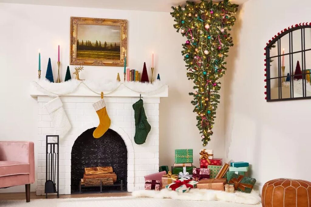 Upside-Down Christmas Trees are Trending Again and We are in Love